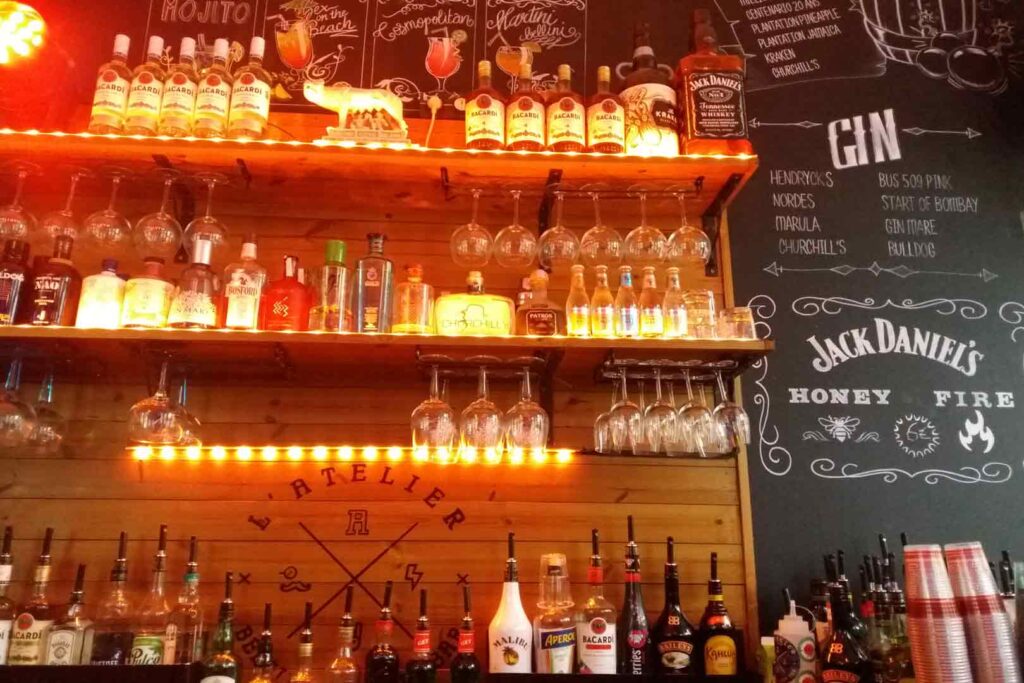 L'atelier bar in Mons, Belgium